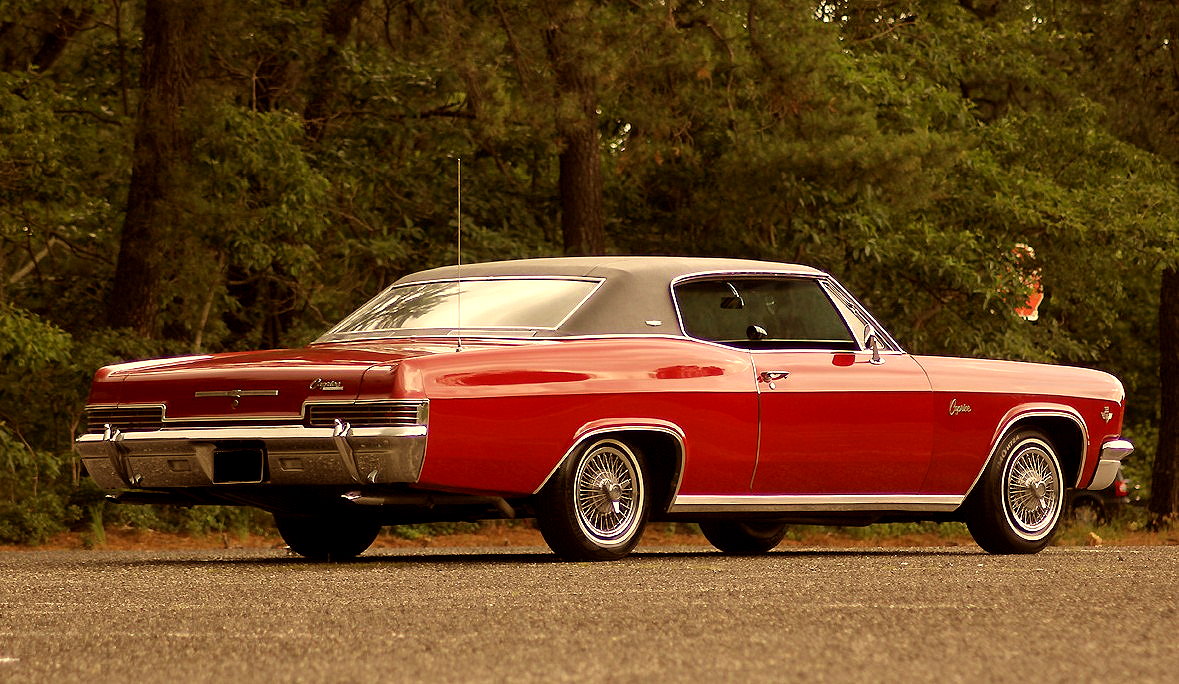 MUSCLE CAR COLLECTION : 1966 Chevrolet Caprice Coupe Review