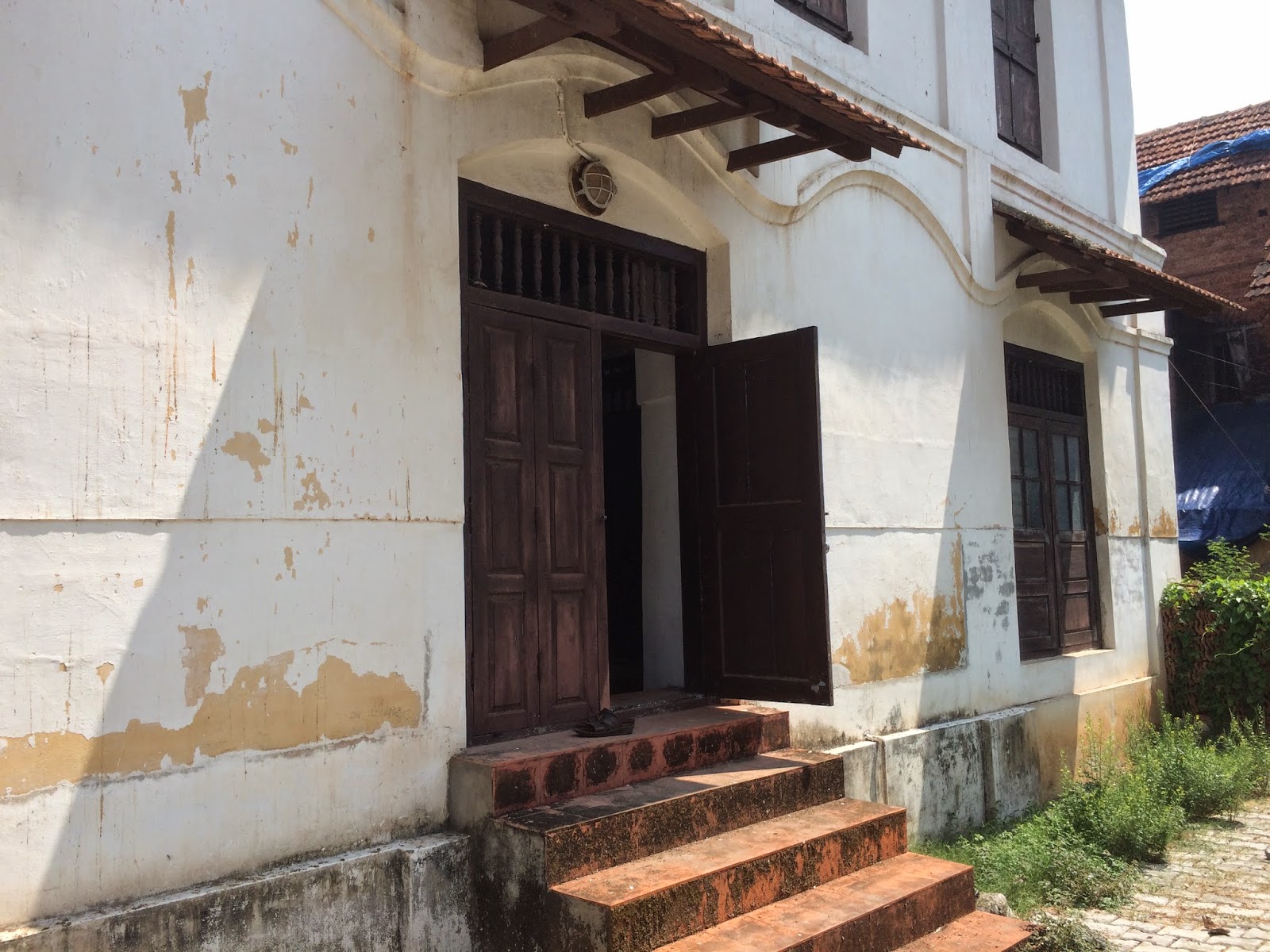 The Physician Anthropologist: MALA SYNAGOGUE, AN ENCHANTING EXAMPLE OF ...