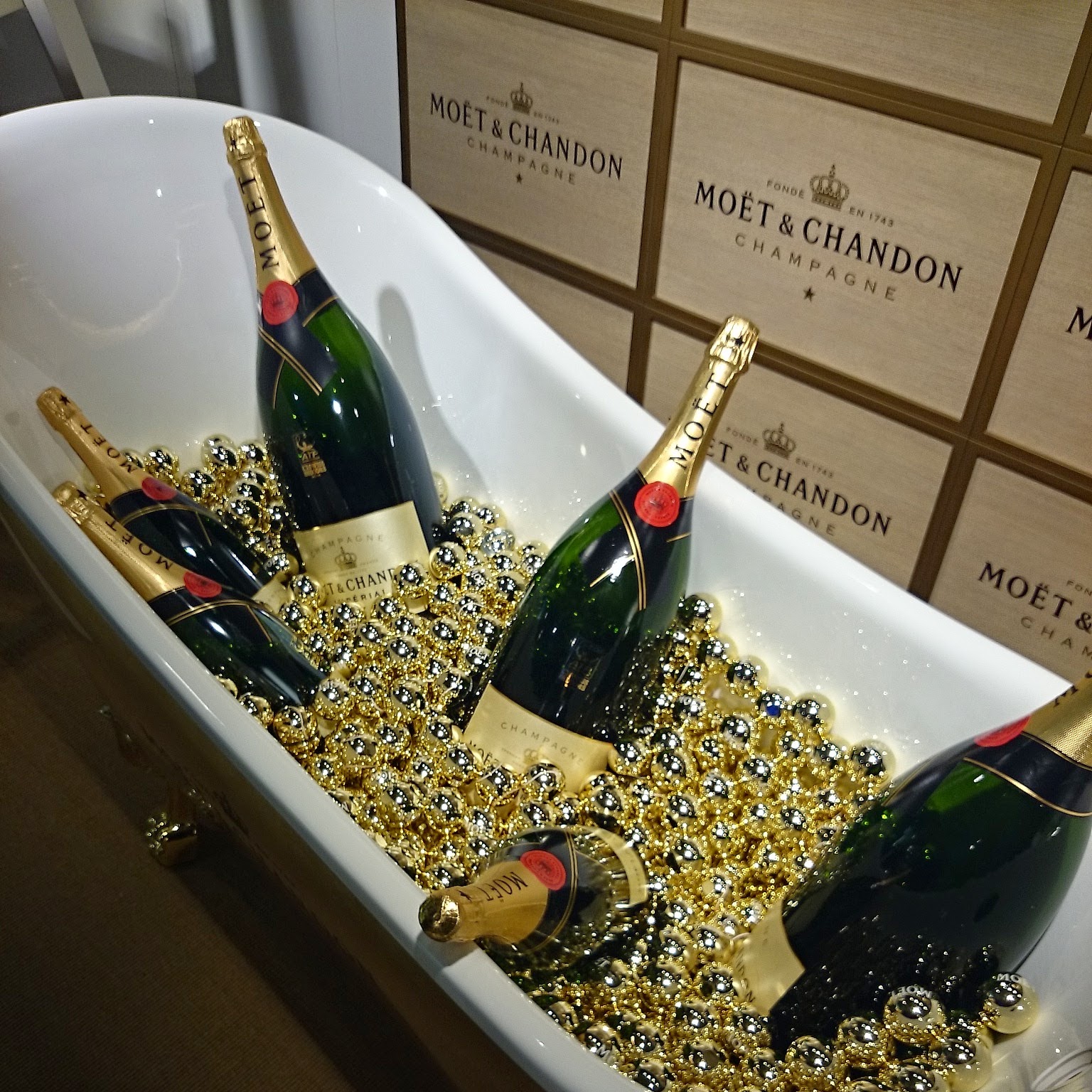My sweet valentine: A day at the Swiss Indoors with Moët & Chandon