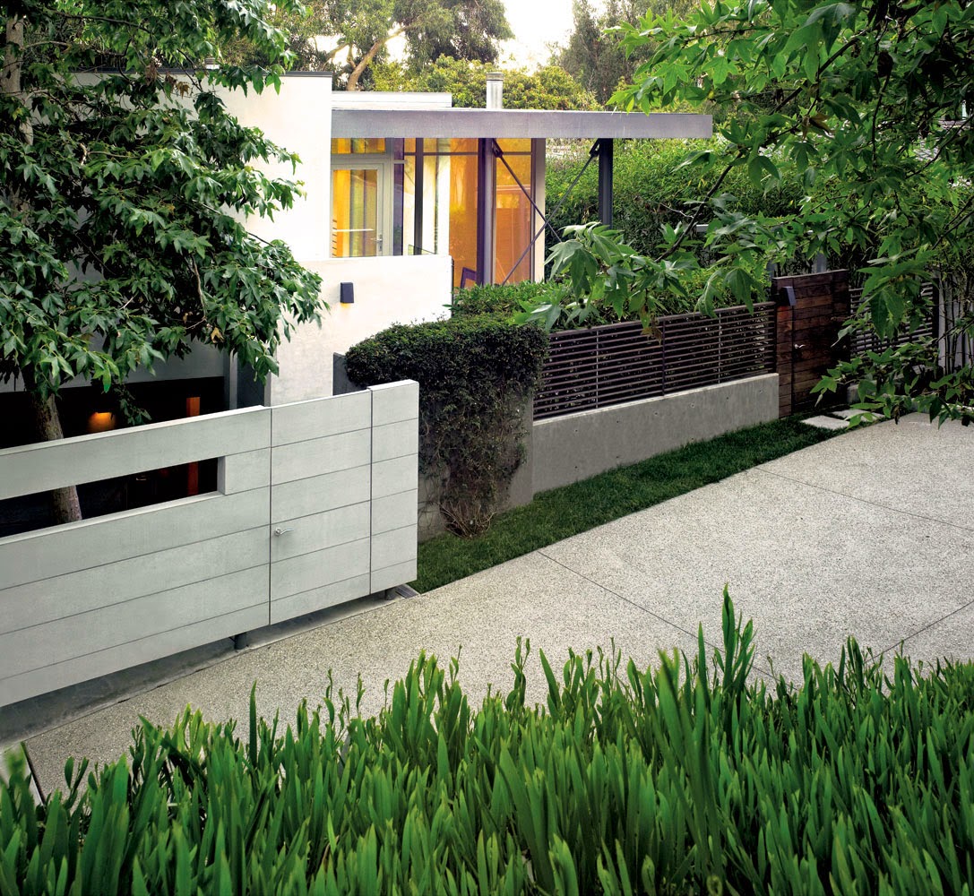 Designing Home: Criteria Creating Minimalist House Fence