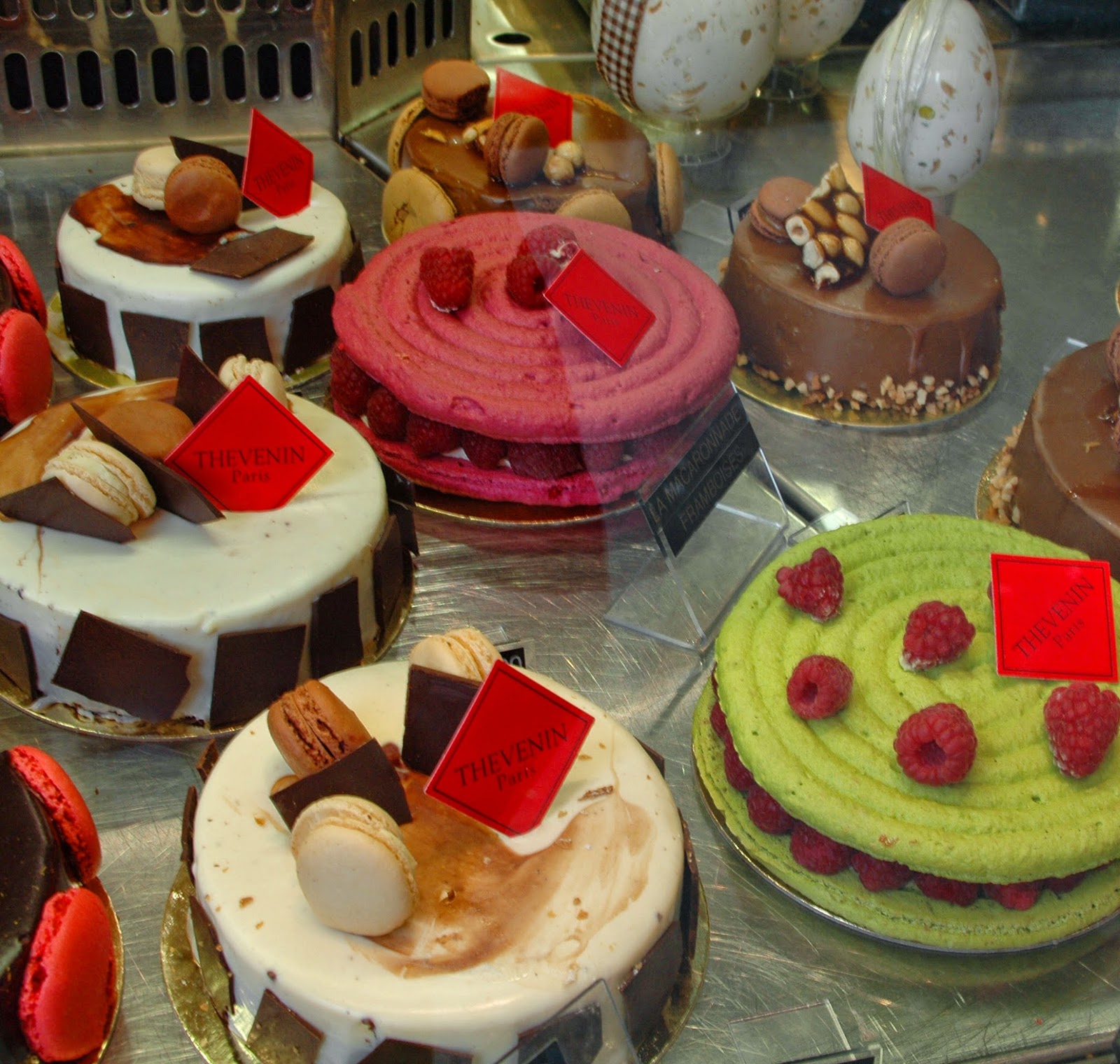 Paris and Beyond: Pâtisserie Thevenin - des gâteaux