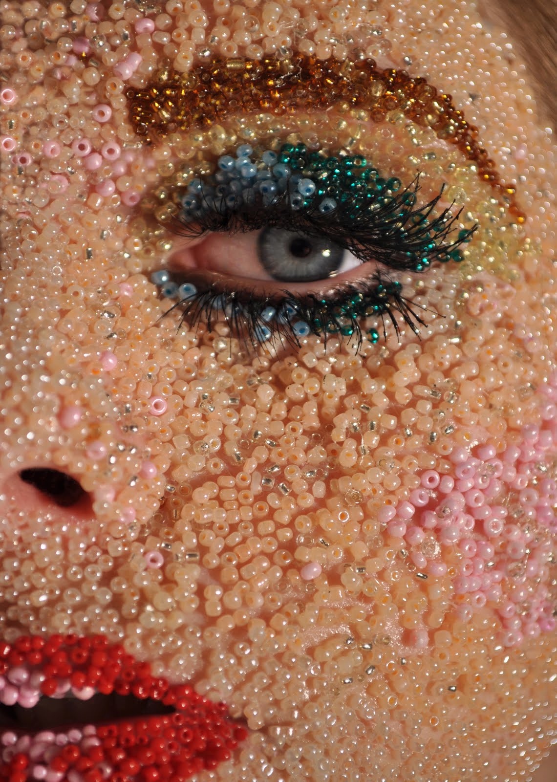 Kat Sykes Make-up: POINTILISM IN MAKE-UP