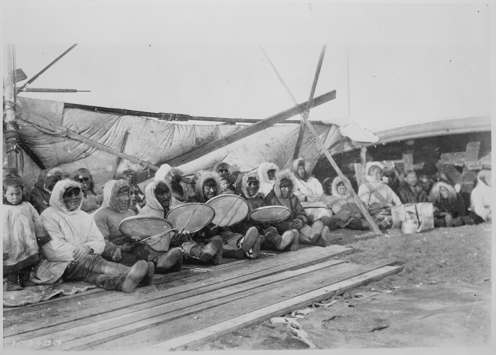 Pueblos en el hielo: INUPIAQ (4) NORTE DE ALASKA (COSTA) Tagiugmiut
