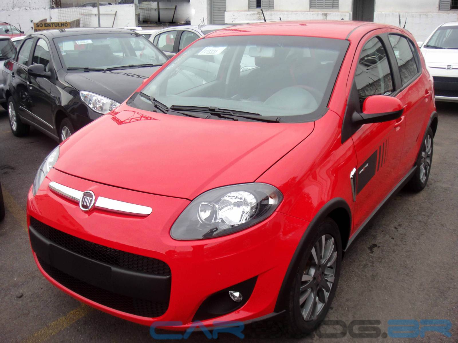 Palio Sporting x HB20 Comfort Style x Chevrolet Onix LTZ 1.4