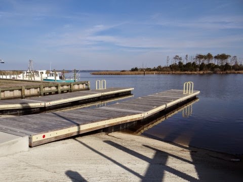 Walkabout With Wheels Blog: Boondocking at Manns Harbor Access Area on ...