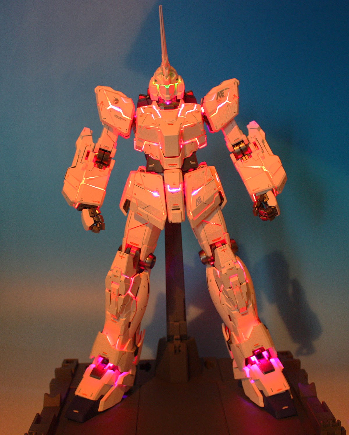 Custom Build: PG 1/60 RX-0 Unicorn Gundam