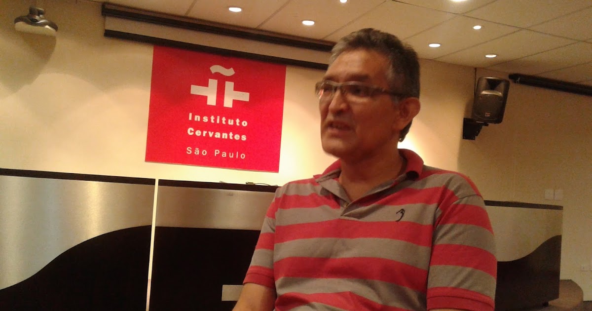 Correveidile: Luis Cardona: "Las bibliotecas siempre son un desafío..."