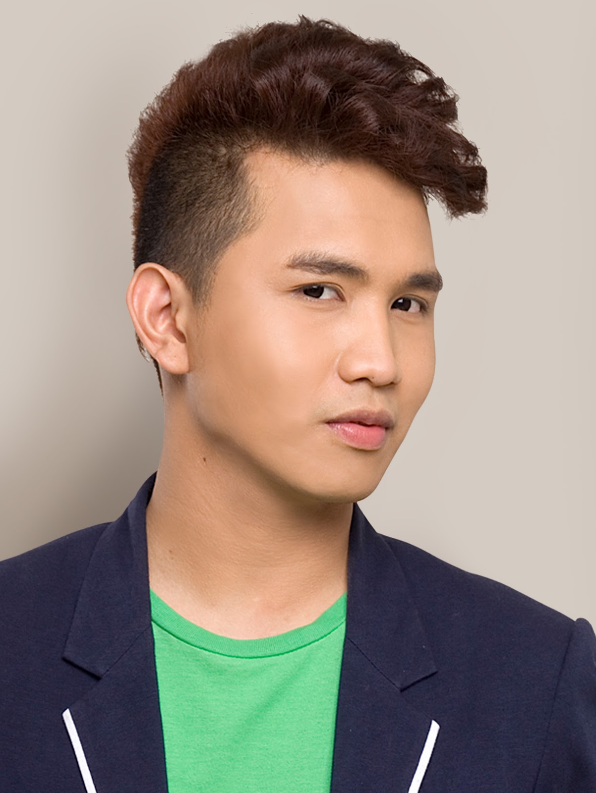 Mom's World of Arts and Happiness: Singer-composer Myrus releases all ...