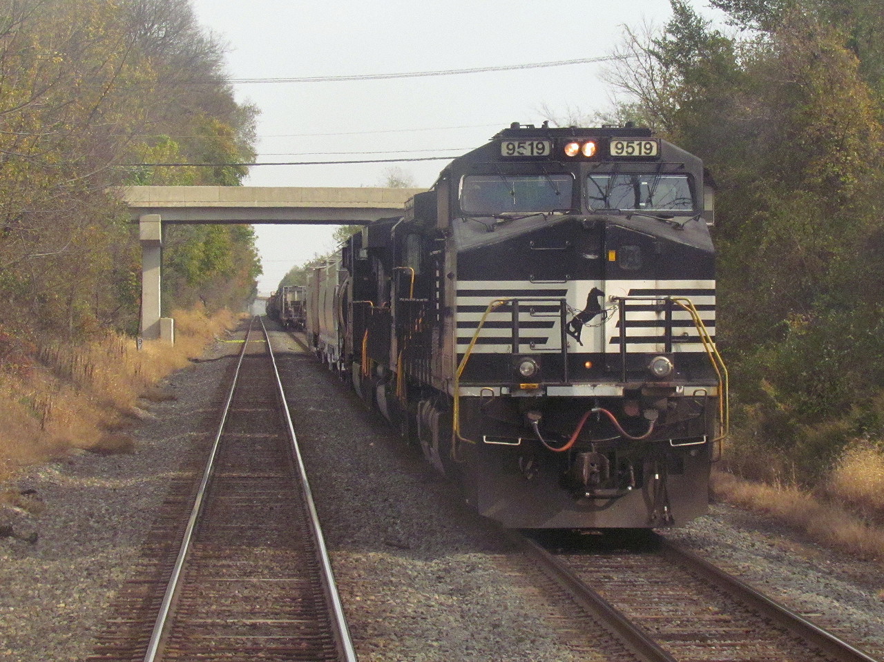 Jersey Mike's Rail Adventures: 16-10-30b PHOTOS: Autumn Express - NS ...