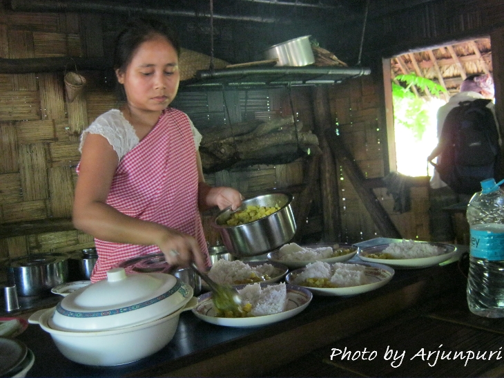 Arjunpuri in Qatar: Khasi food in Mawlynnong, the Cleanest Village in ...