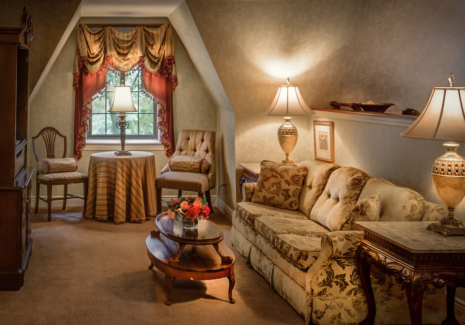 Red Coach Inn: August 2018