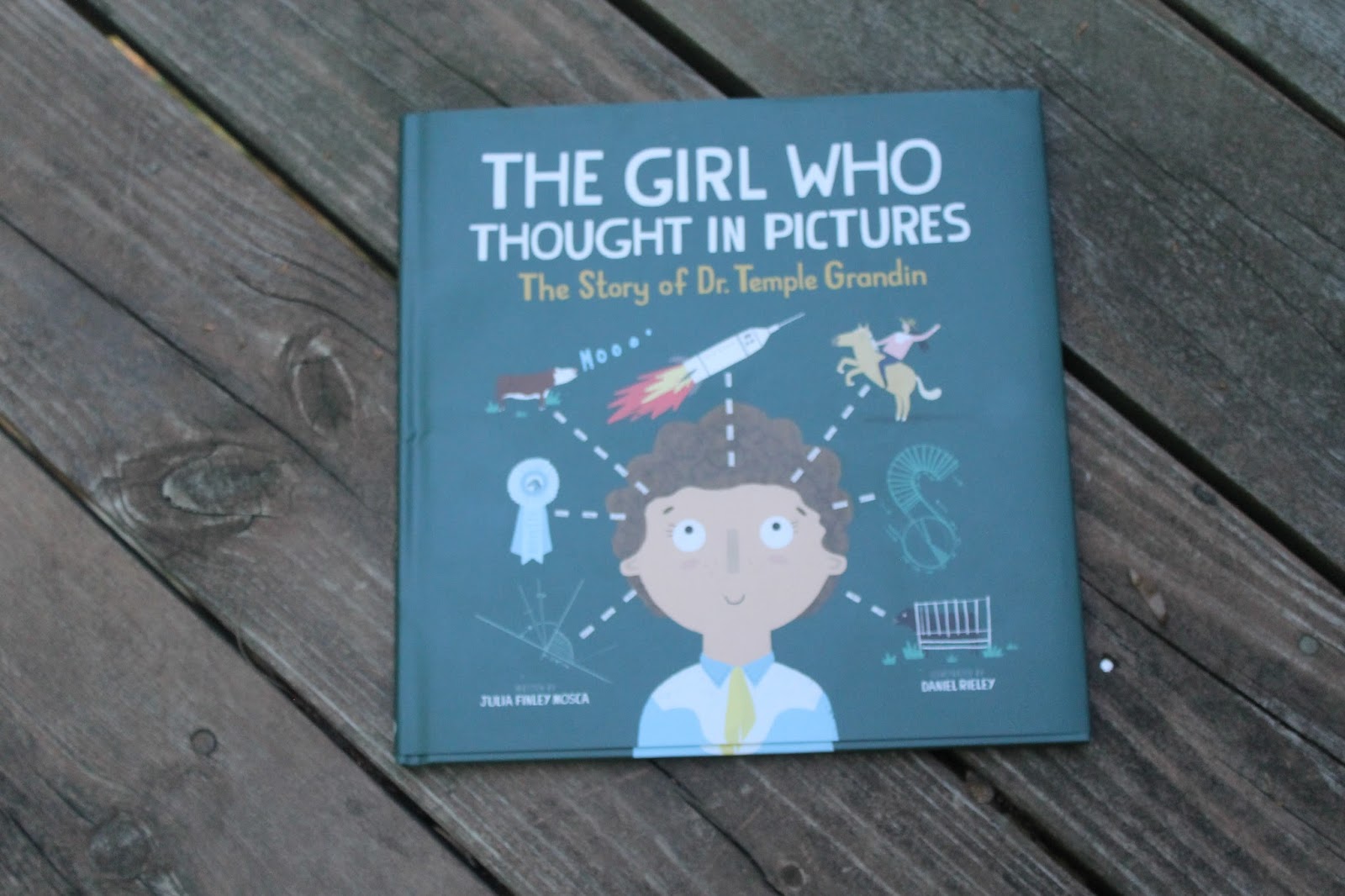 House of Burke: The Girl Who Thought in Pictures Book Review