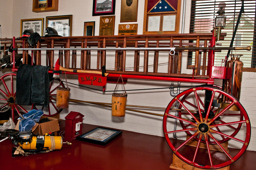 HLD Photography: What you find right at home - Old Fire Fighting Equipment