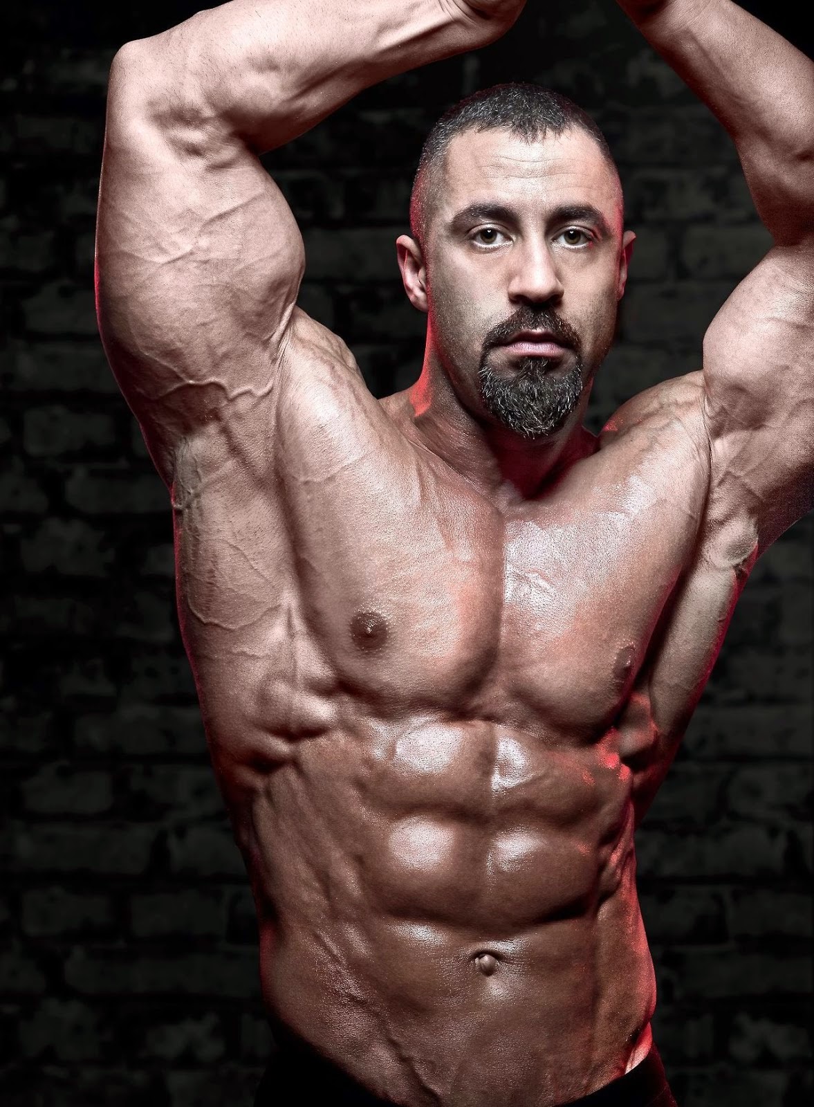 world bodybuilders pictures: turkey muscles builder Murad Belen