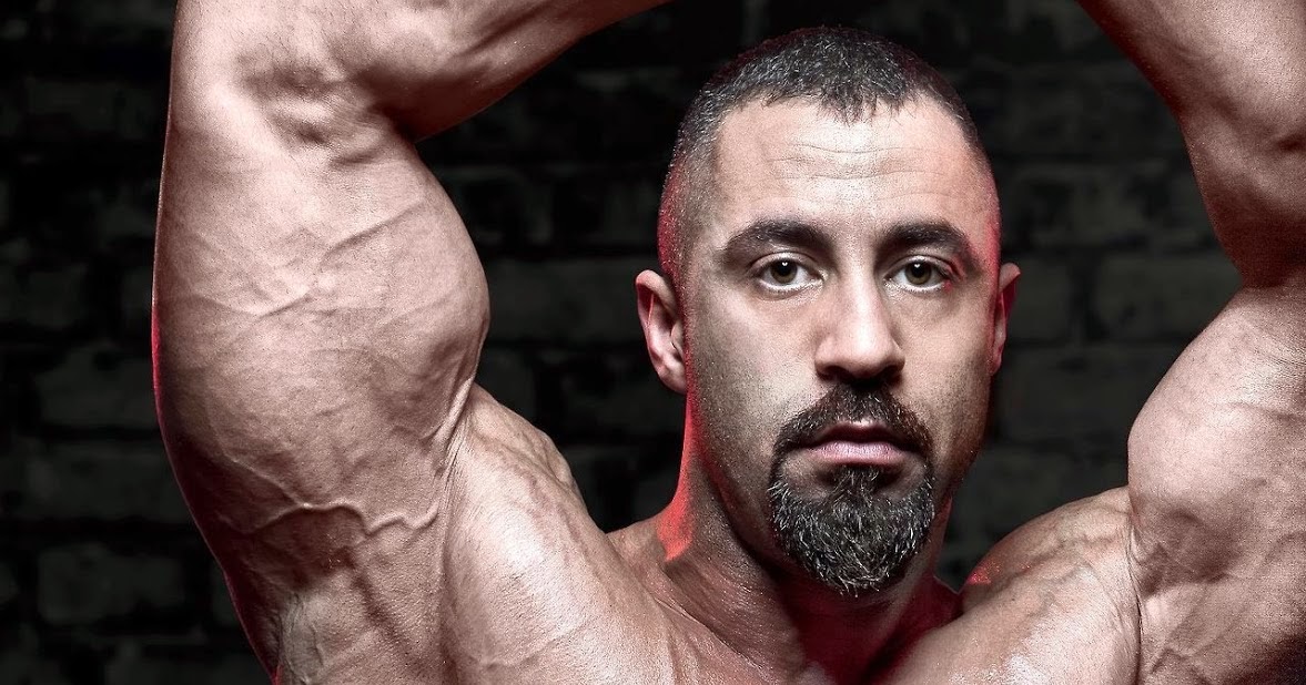 world bodybuilders pictures: turkey muscles builder Murad Belen