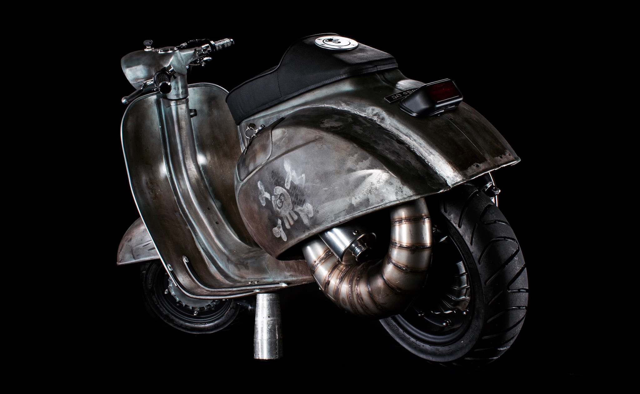 Custom Vespa 200N Rawstyle - Inazuma café racer