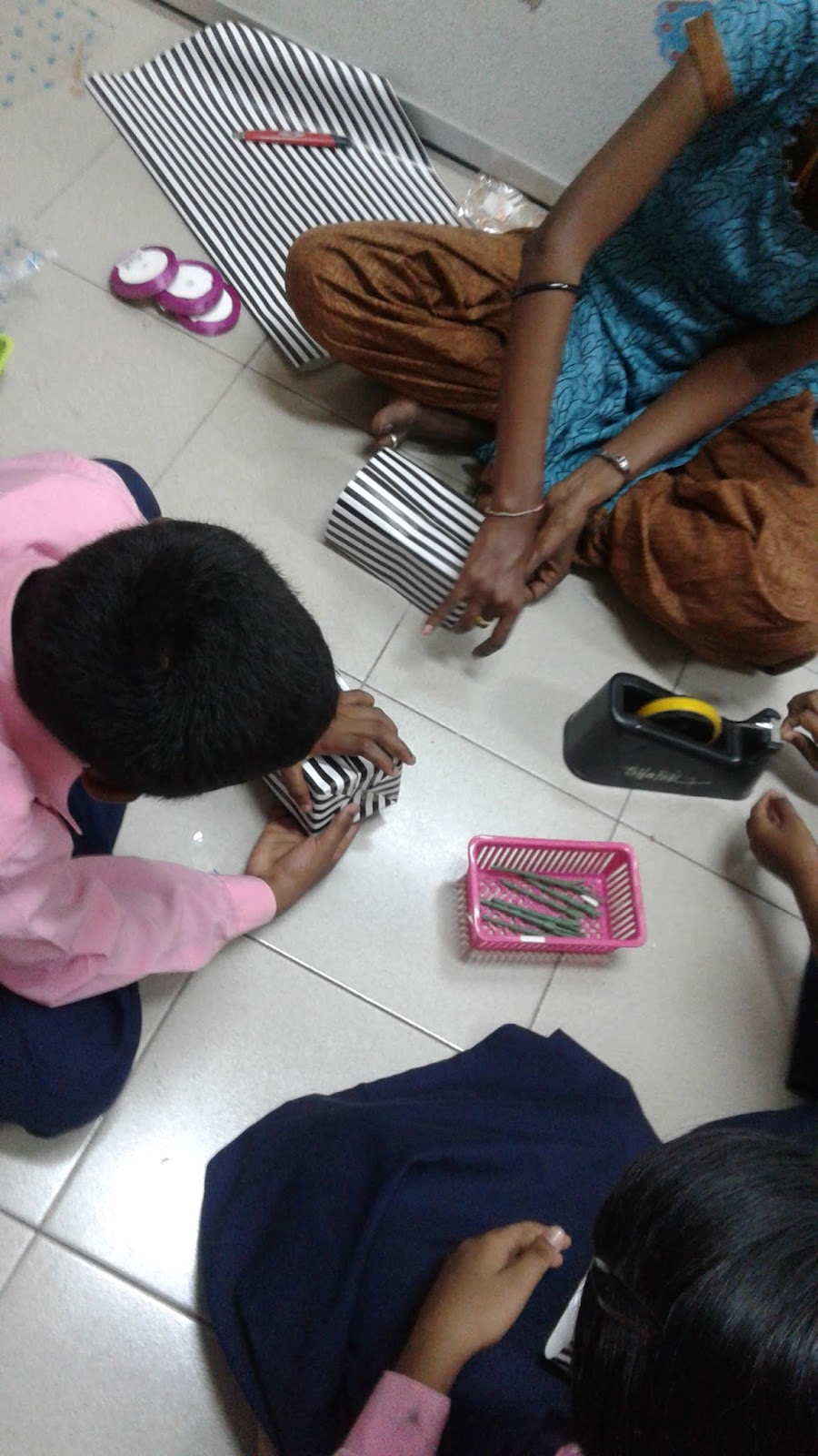 PPKI SJKT PAYA RUMPUT, MELAKA: PROJEK JUALAN HARI GURU