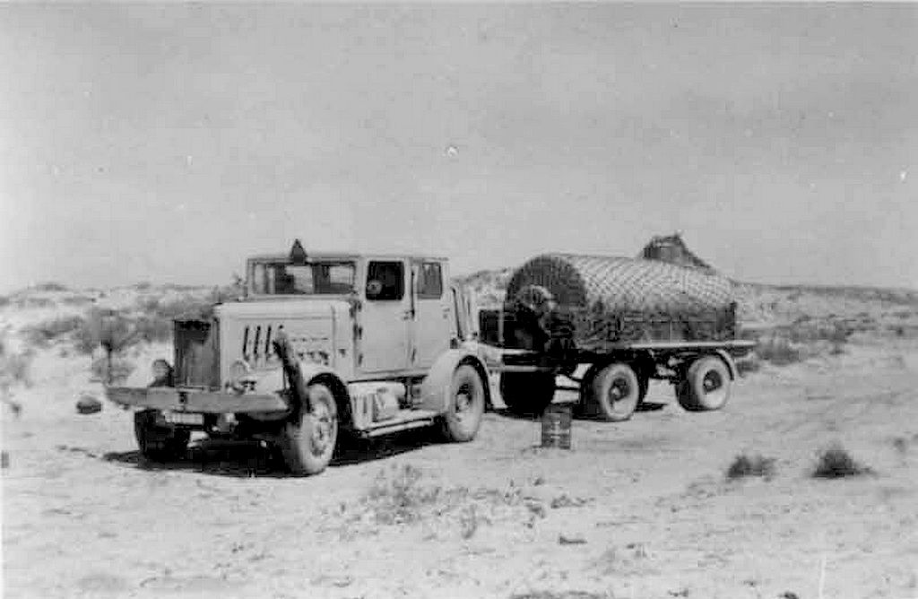 Panzerserra Bunker- Military Scale Models in 1/35 scale: Hanomag SS100 ...