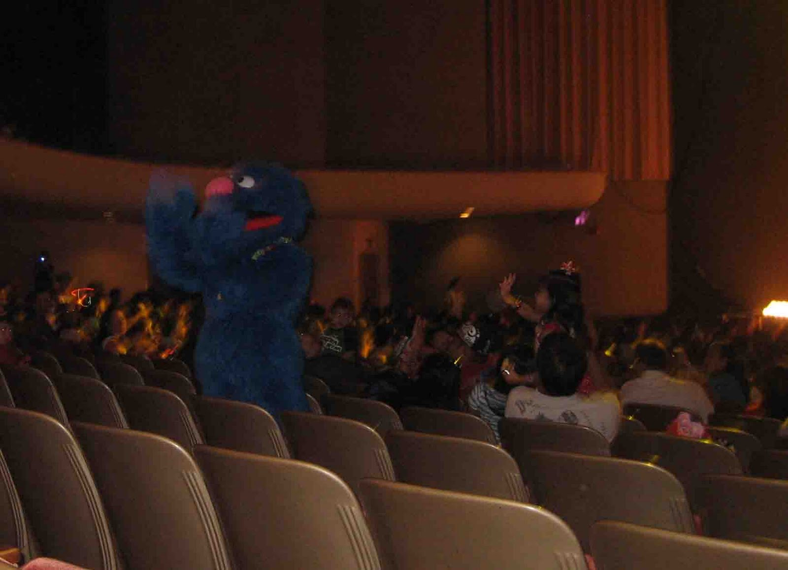 Hawaii Mom Blog: Sesame Street Live: 1-2-3 Imagine! with Elmo & Friends ...