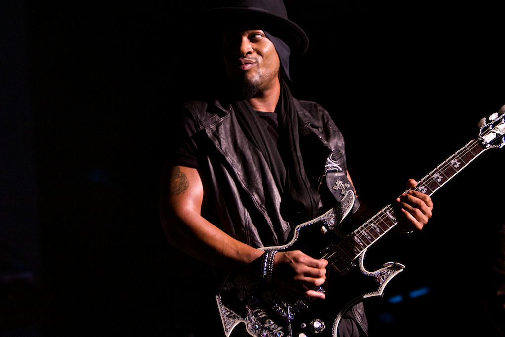 Derek Brad Photography: D'Angelo