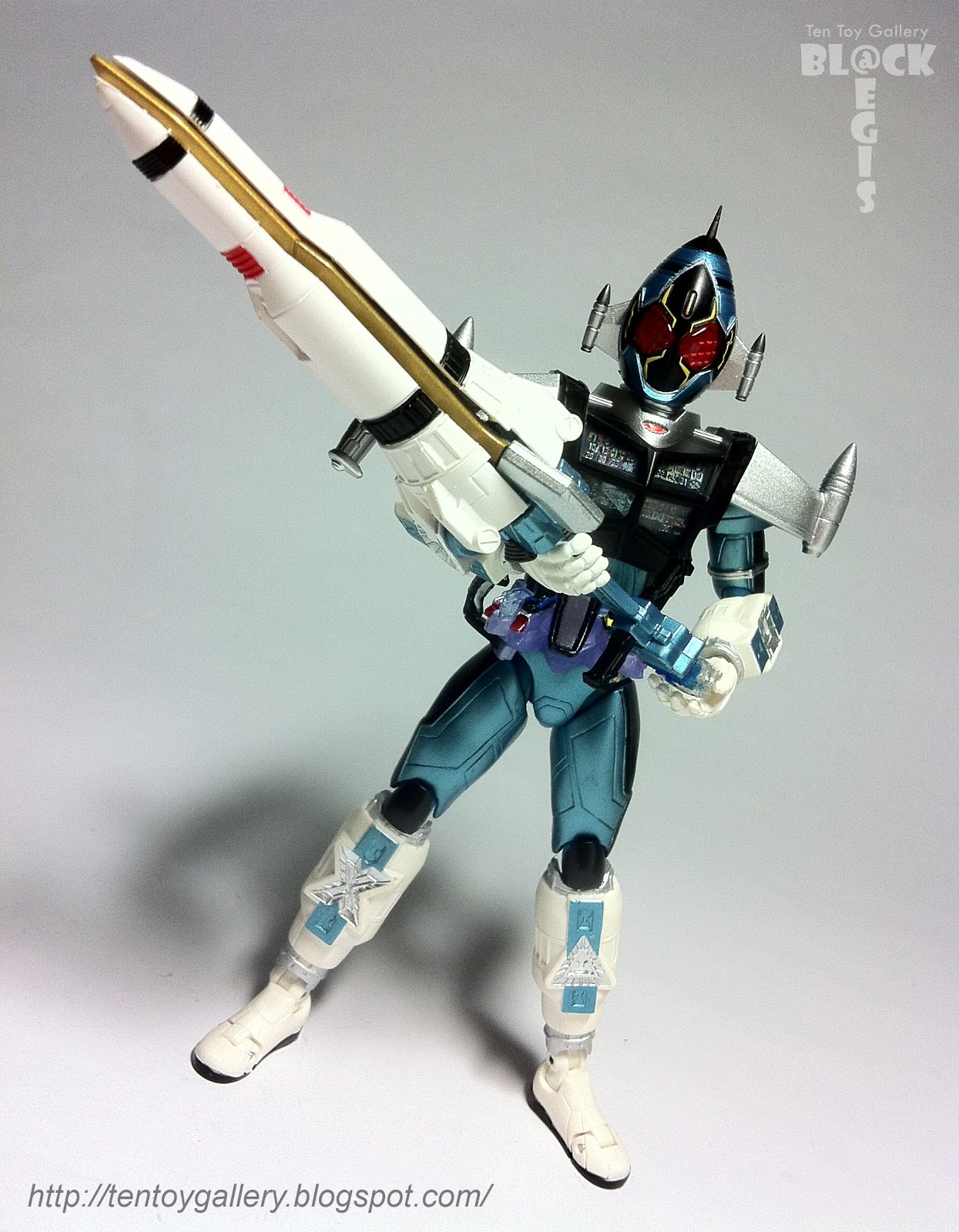 Ten Toy Gallery: Review: S.H.Figuarts Masked Rider Fourze Cosmic States