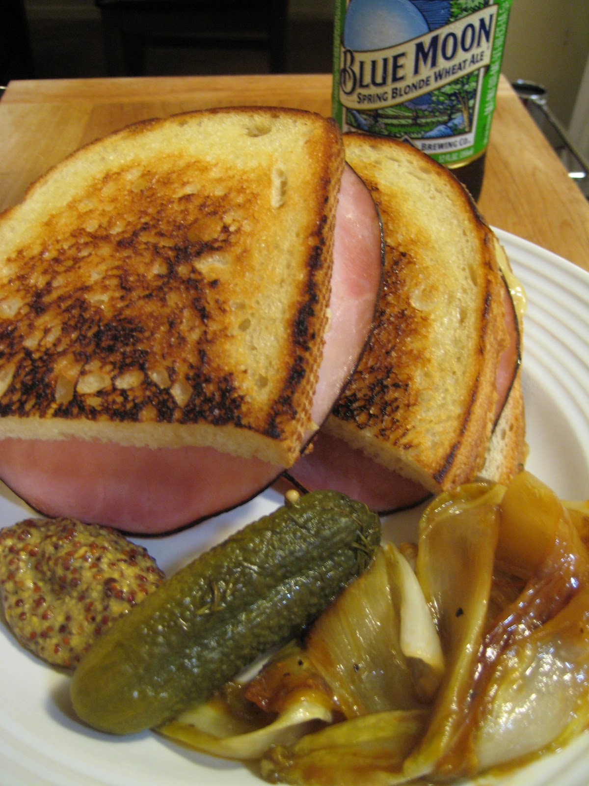 The Lush Chef: Grilled Ham & Chimay Cheese Sandwiches