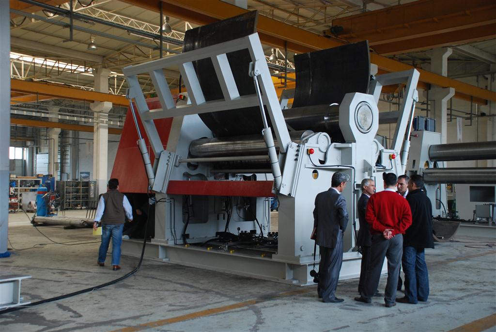 Mesin Fabrikasi Logam: Mesin Bending Roll (Roll Plat, Gulung Plat)