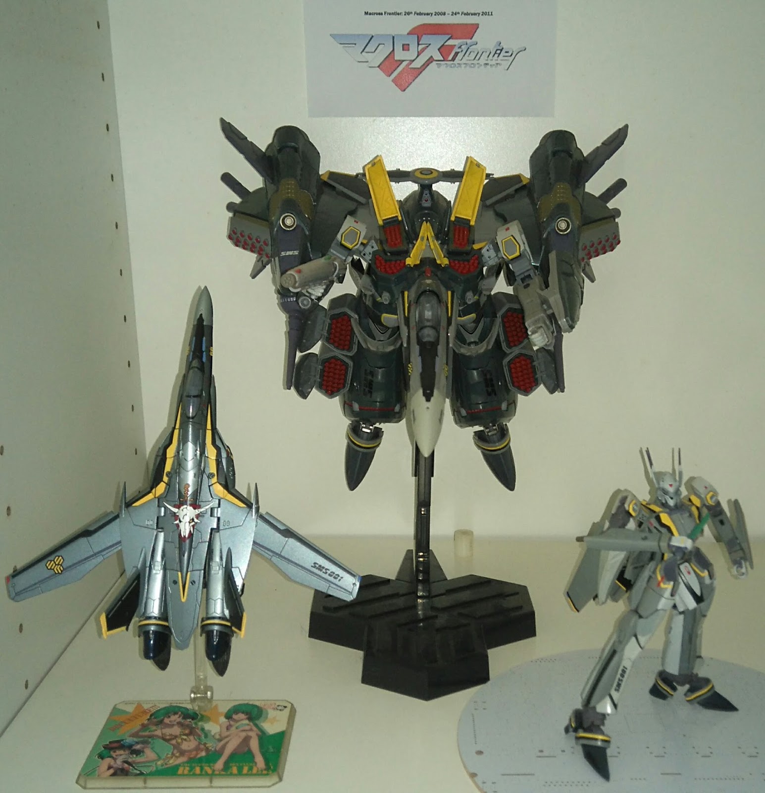 Macross: Deculture~!: My collection according to series.