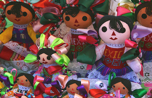 Como hacer una muñeca de trapo mexicana - Imagui