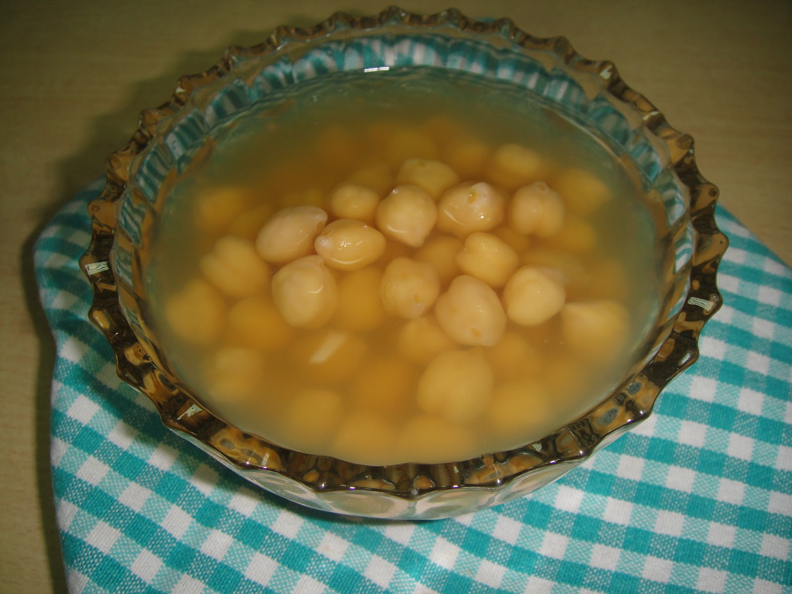 Maryam's Culinary Wonders: 250. Lablabi: Iraqi Chickpea Soup