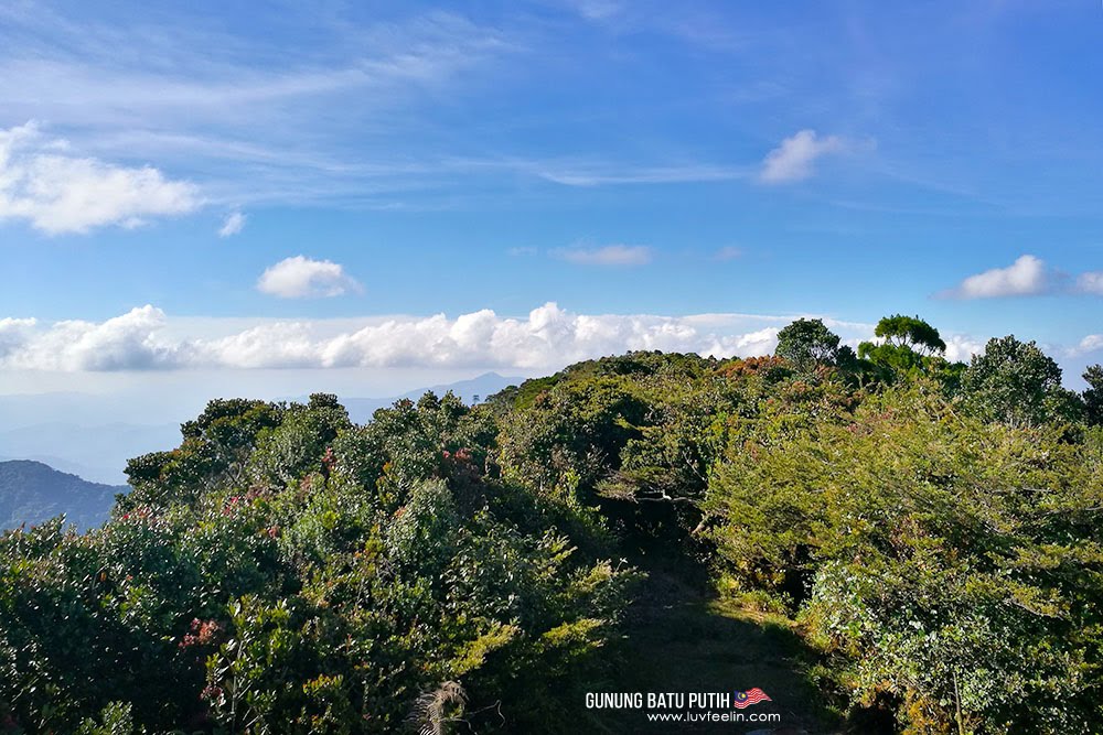 Gunung Batu Putih 走到脚歪歪的半岛第八峰【白岩山】 - 乐飞翎 ♥ LUVFEELIN