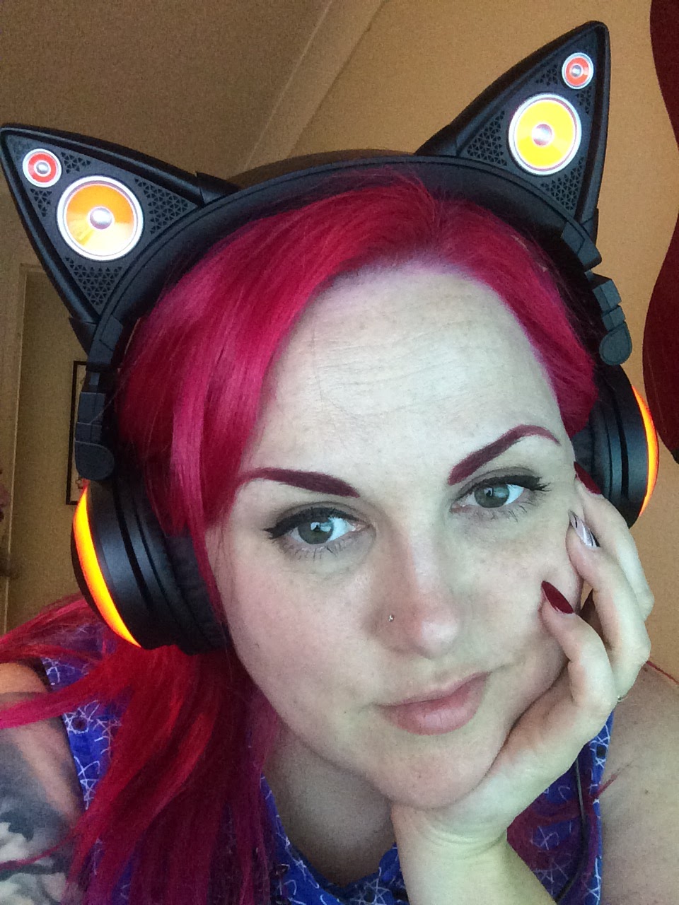 Unboxing and Review - Axent Wear Cat Ear Headphones. | Quirky and Curvy