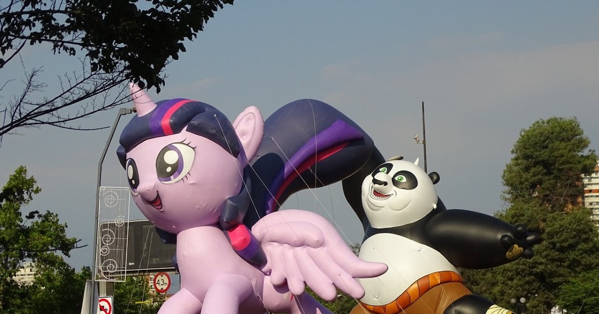 Equestria Daily - MLP Stuff!: Giant Twilight Sparkle Balloon Returns to ...