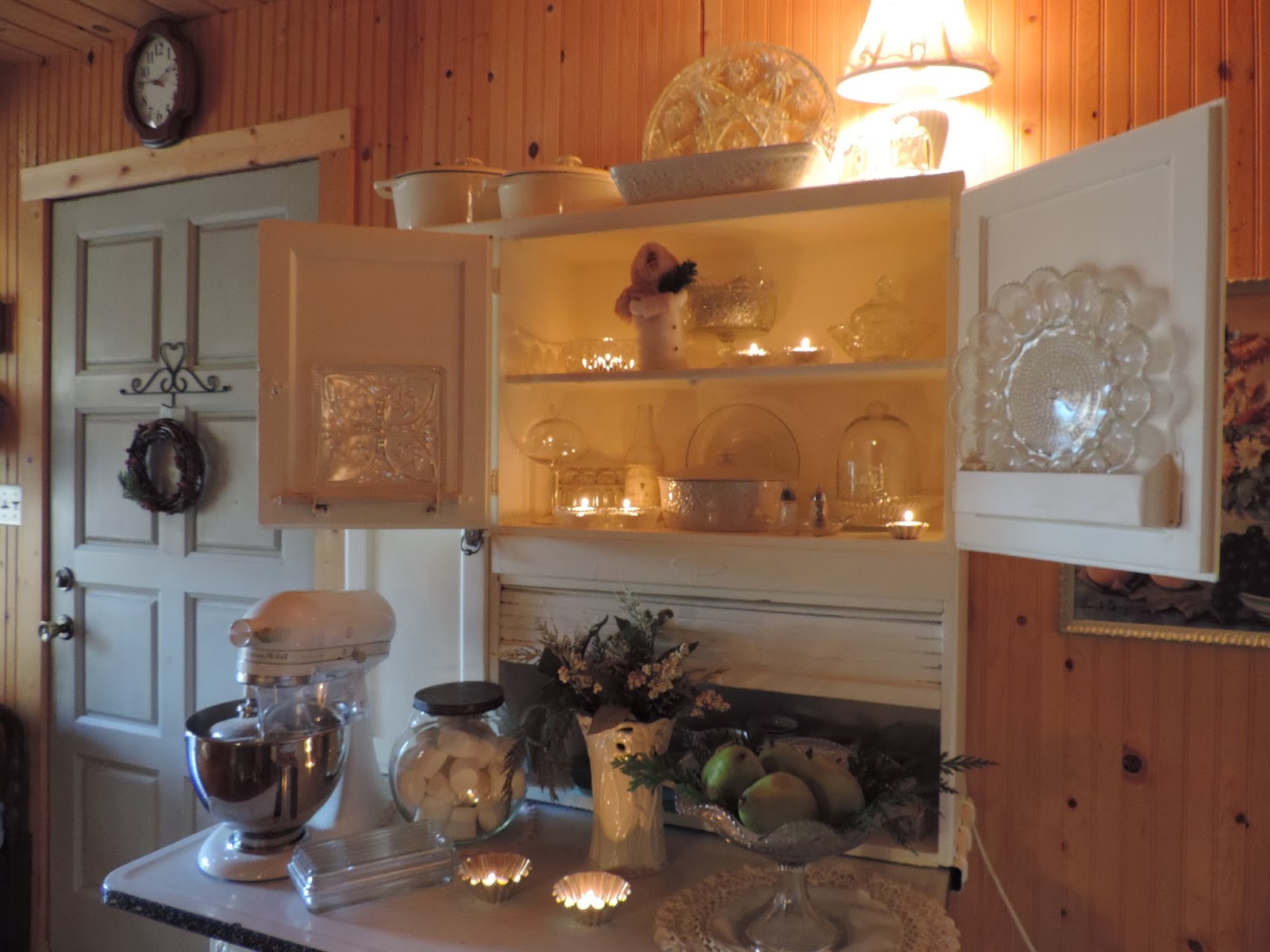 Beatrice Euphemie: Christmas Cottage Kitchen