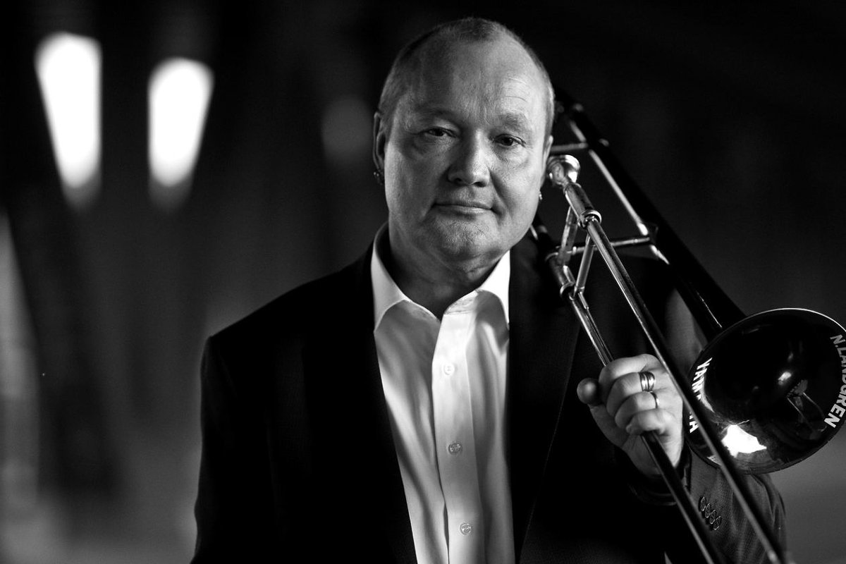 La Música No Tiene Fecha De Caducidad - Music Has No Expiration Date ...