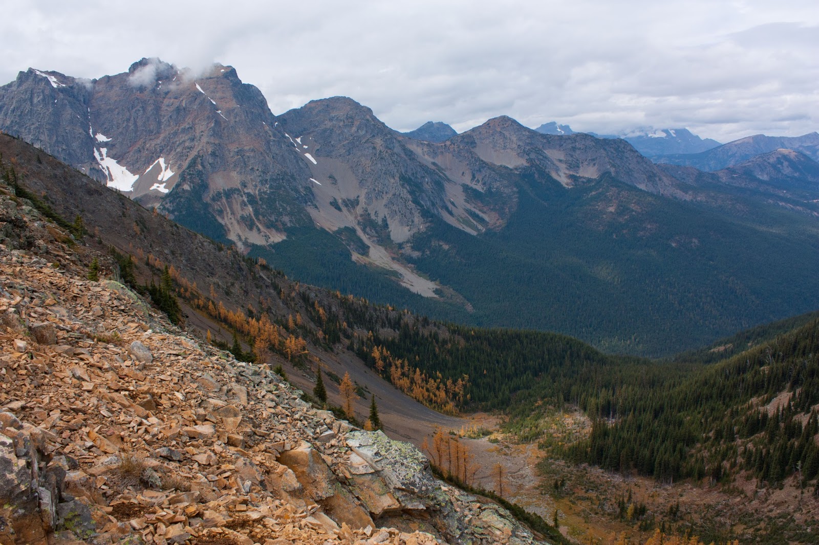 Hiking Shenandoah: Grasshopper Pass