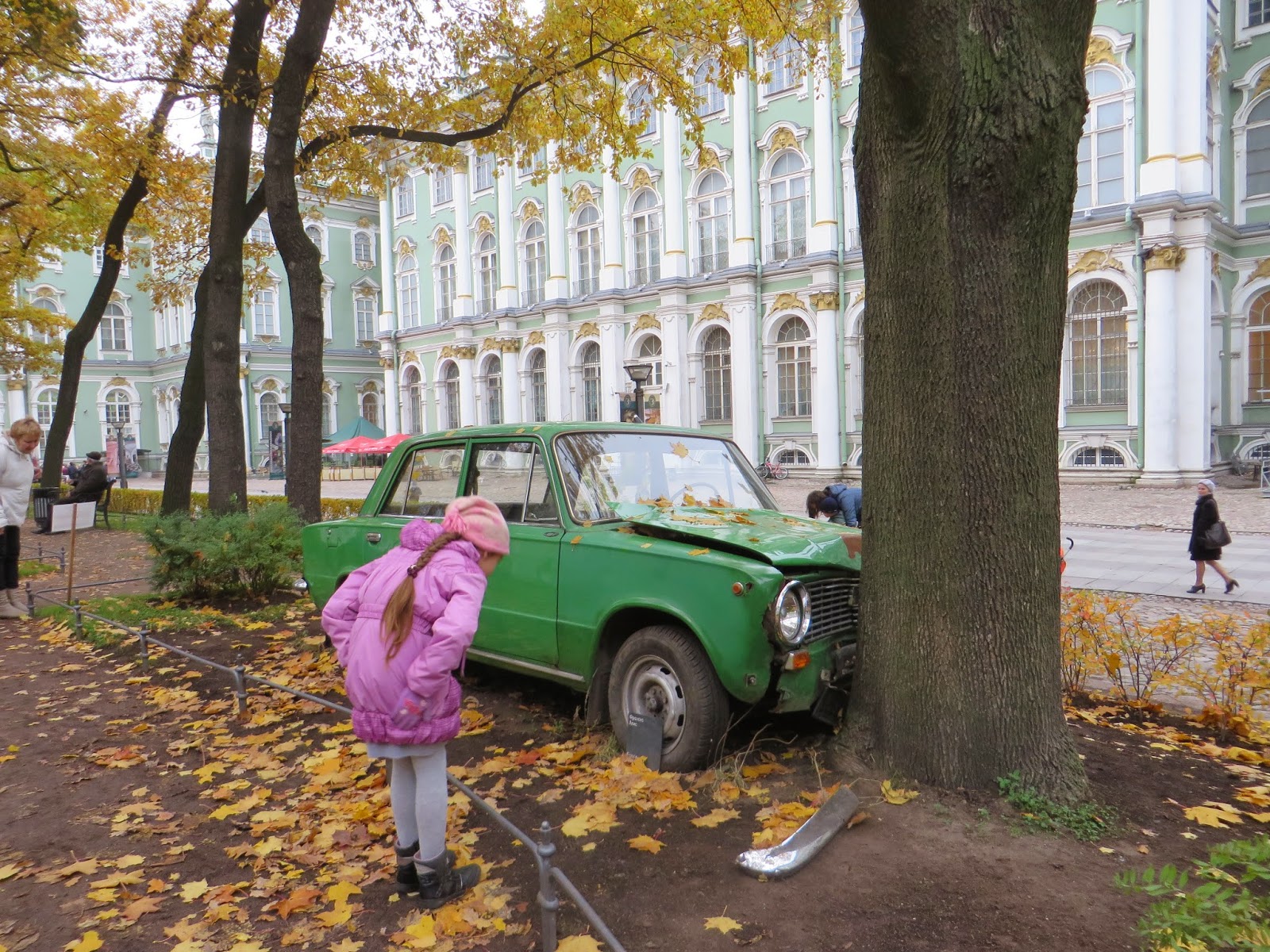 EntreVoir: Francis Alÿs - Lada Kopeika project.