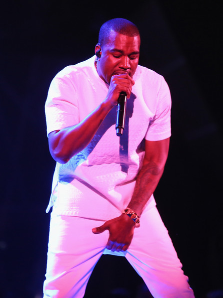 One plus One: KANYE WEST IN BET AWARDS 2012