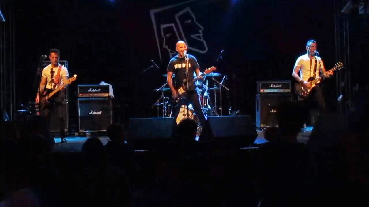 (What's on) Mica's Mind: Review Exclusivo: Inocentes (Porto Alegre, 14 ...