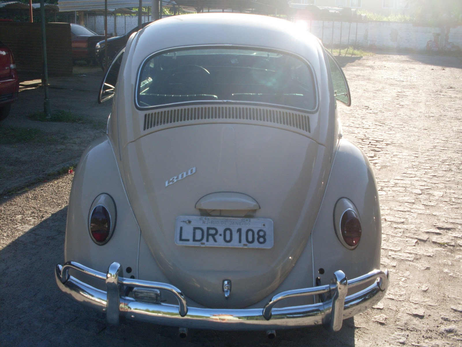 Carros da Minha Família: Volkswagen Fusca 1300, 1970, Bege Claro.