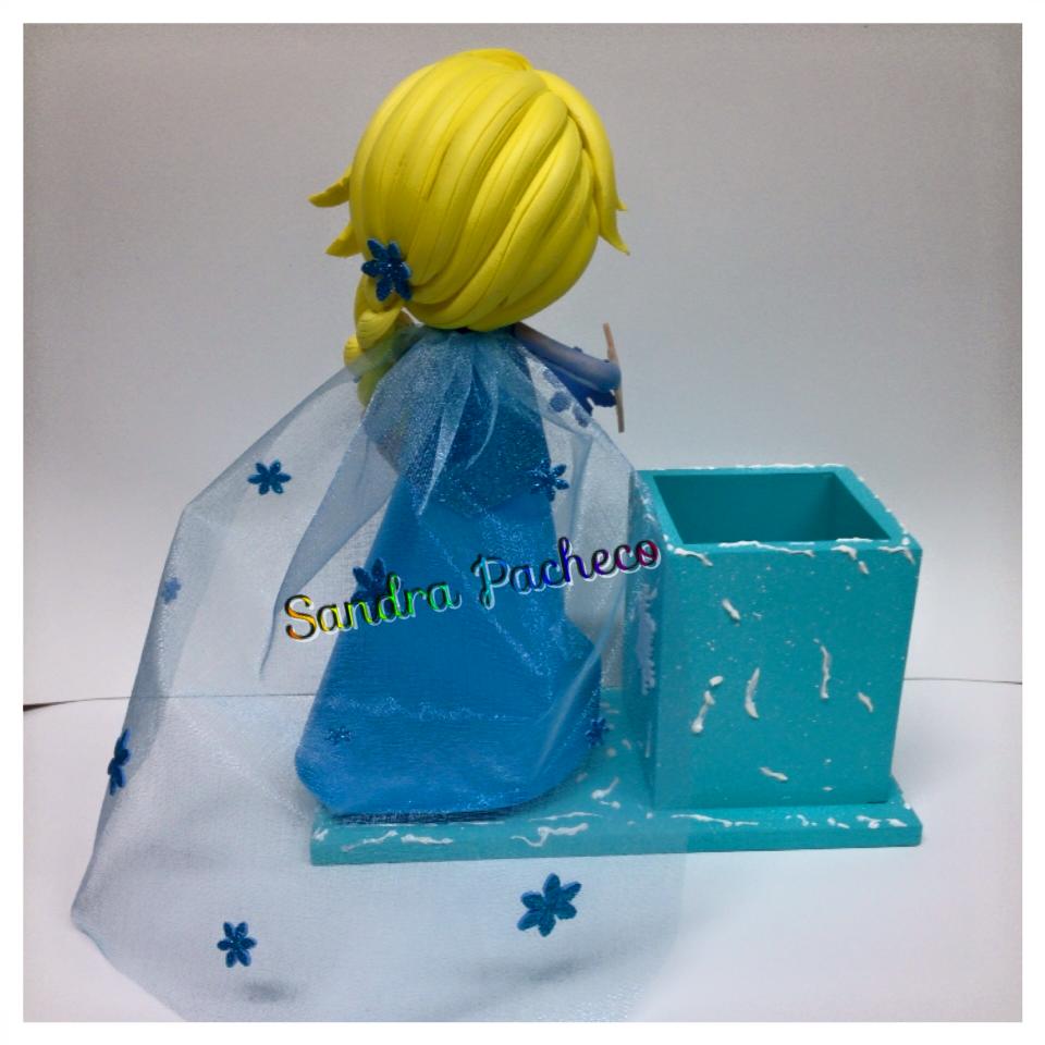 Atelier Vida e Cor: Princesa Elsa Frozen em EVA