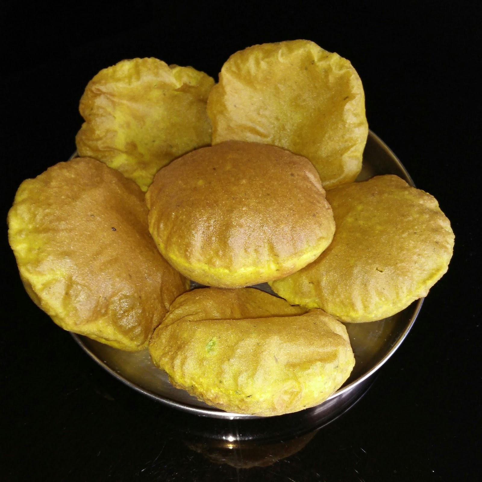 JHATPAT CHATPAT- FOR QUICK, EASY AND TASTY RECIPES: Khaara poori