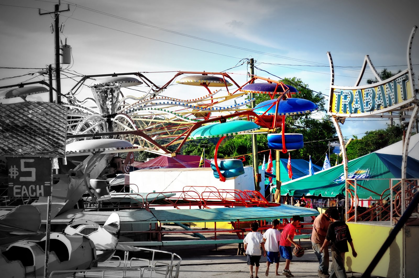 Pioneer Bookworm, life in Belize: Benque Fiesta 2011