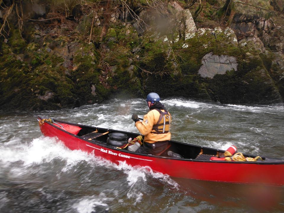 Canoes, Mountains & Caves: Pinned Canoe ... Interesting Day