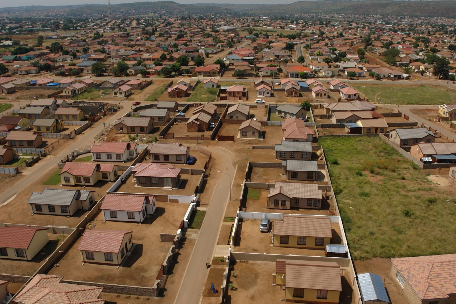 Houses and homes: May 2013