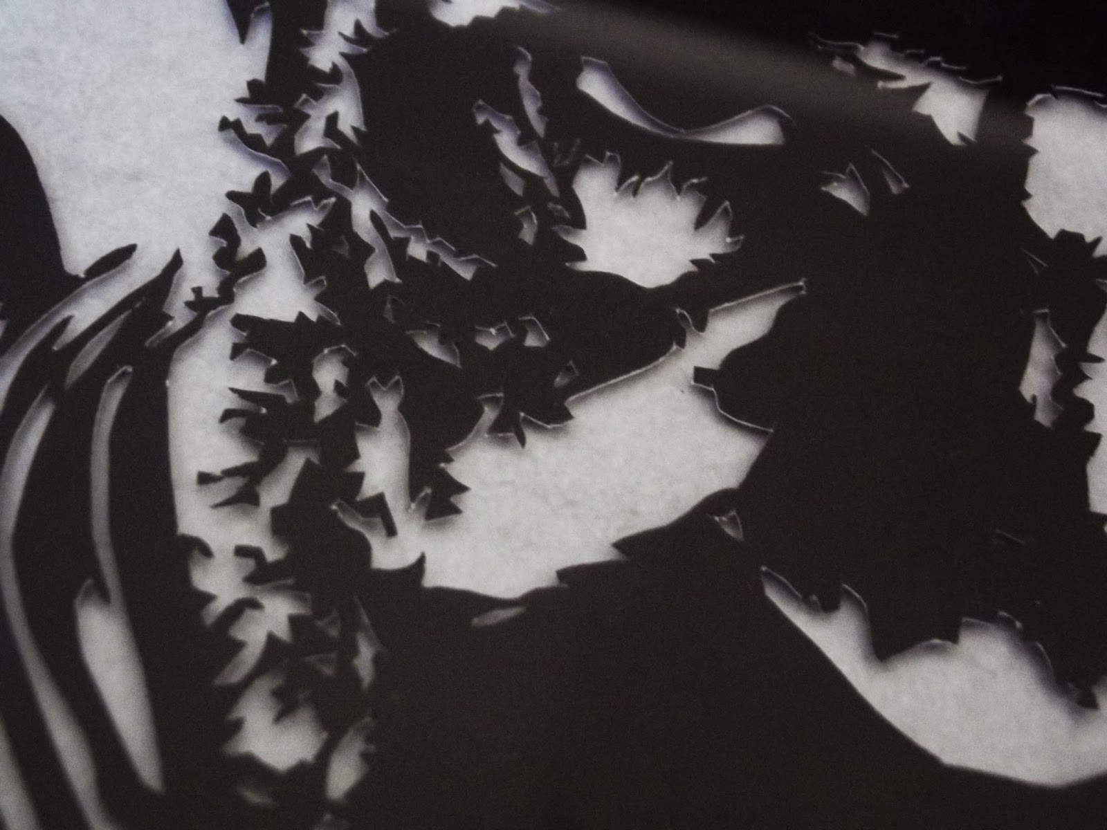 Crayons: Papercut Art: Iron Man (Tutorial)