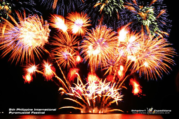 5th Philippine International Pyromusical Competition - Explosions ...
