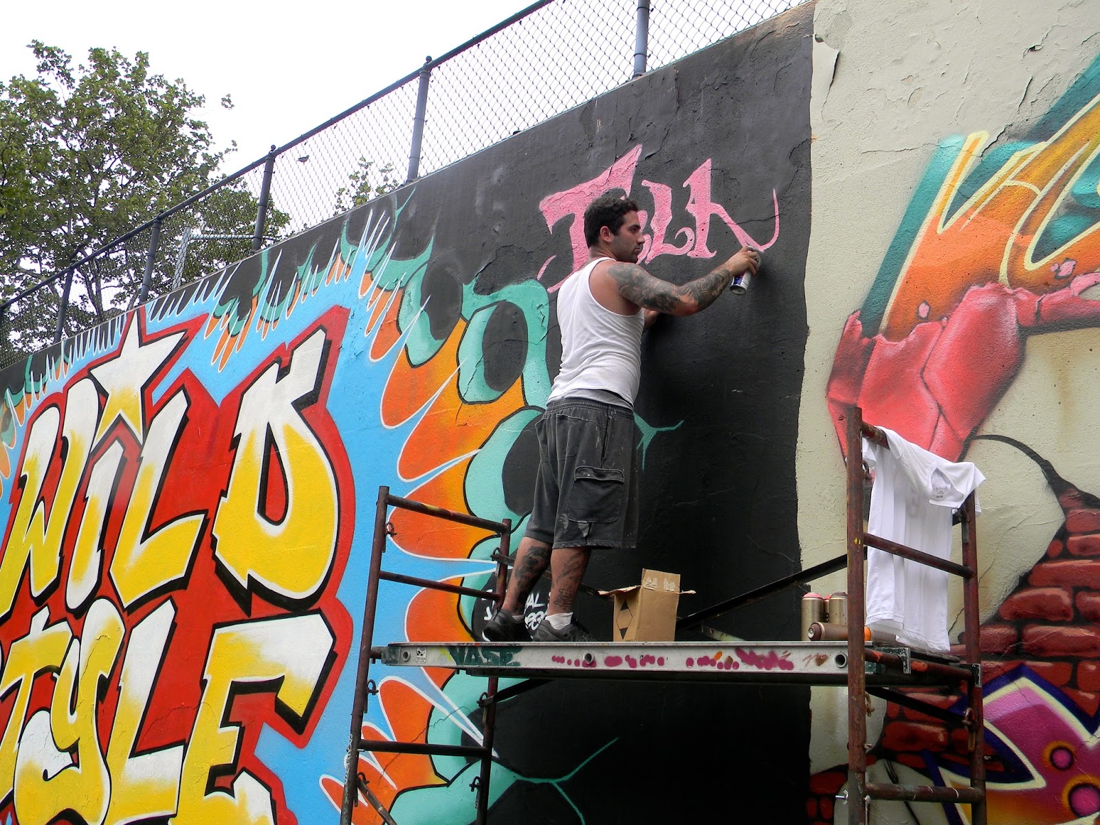 ART & FASHION SALON: Rocking It At The GRAFFITI HALL OF FAME; Wild ...