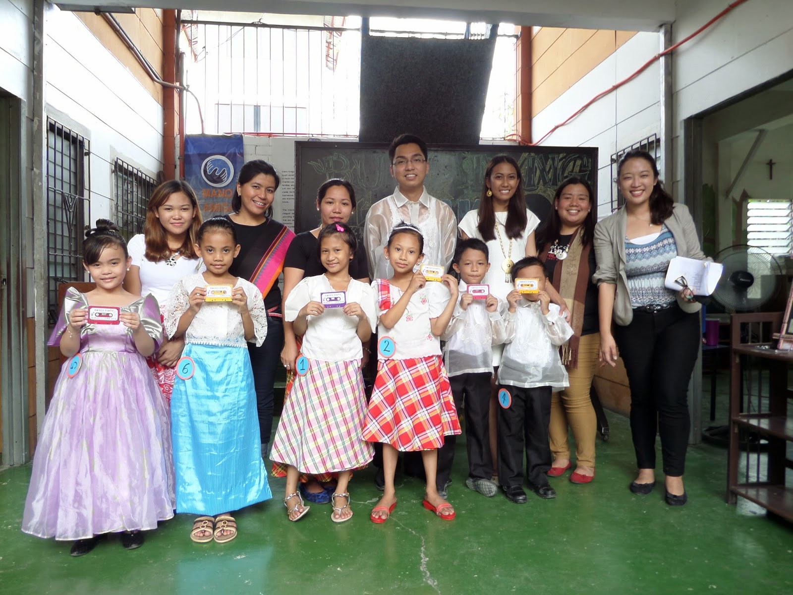 Mano Amiga Pilipinas: Filipino: Language of Unity