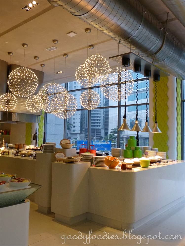 GoodyFoodies: Hotel Review: Aloft Kuala Lumpur Sentral, Malaysia